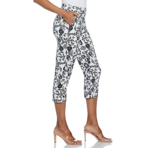 Womens Rafaella® Pull On Floral Rivet Detail Capri w/ Pockets - Boscov's