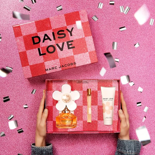 Marc Jacobs 3pc. Daisy Love Holiday Perfume Gift Set - Boscov's