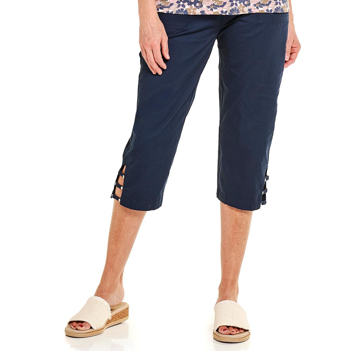 Click here for Plus Size Hasting & Smith Stretch Twill Capris prices