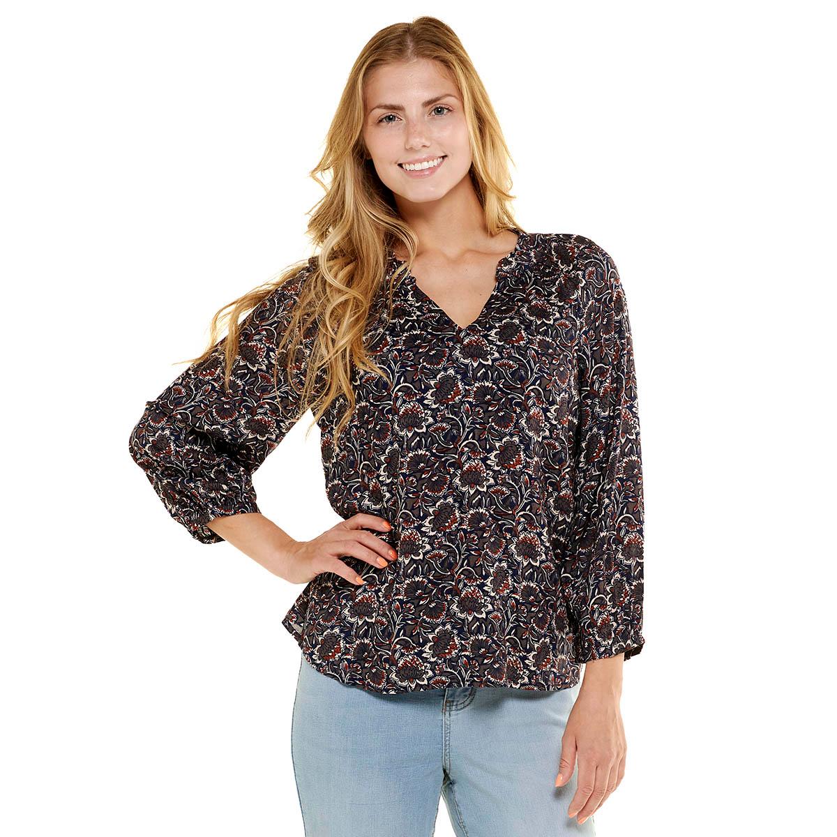 Click here for Petite Architect(R) 3/4 Sleeve Split Neck Floral B... prices