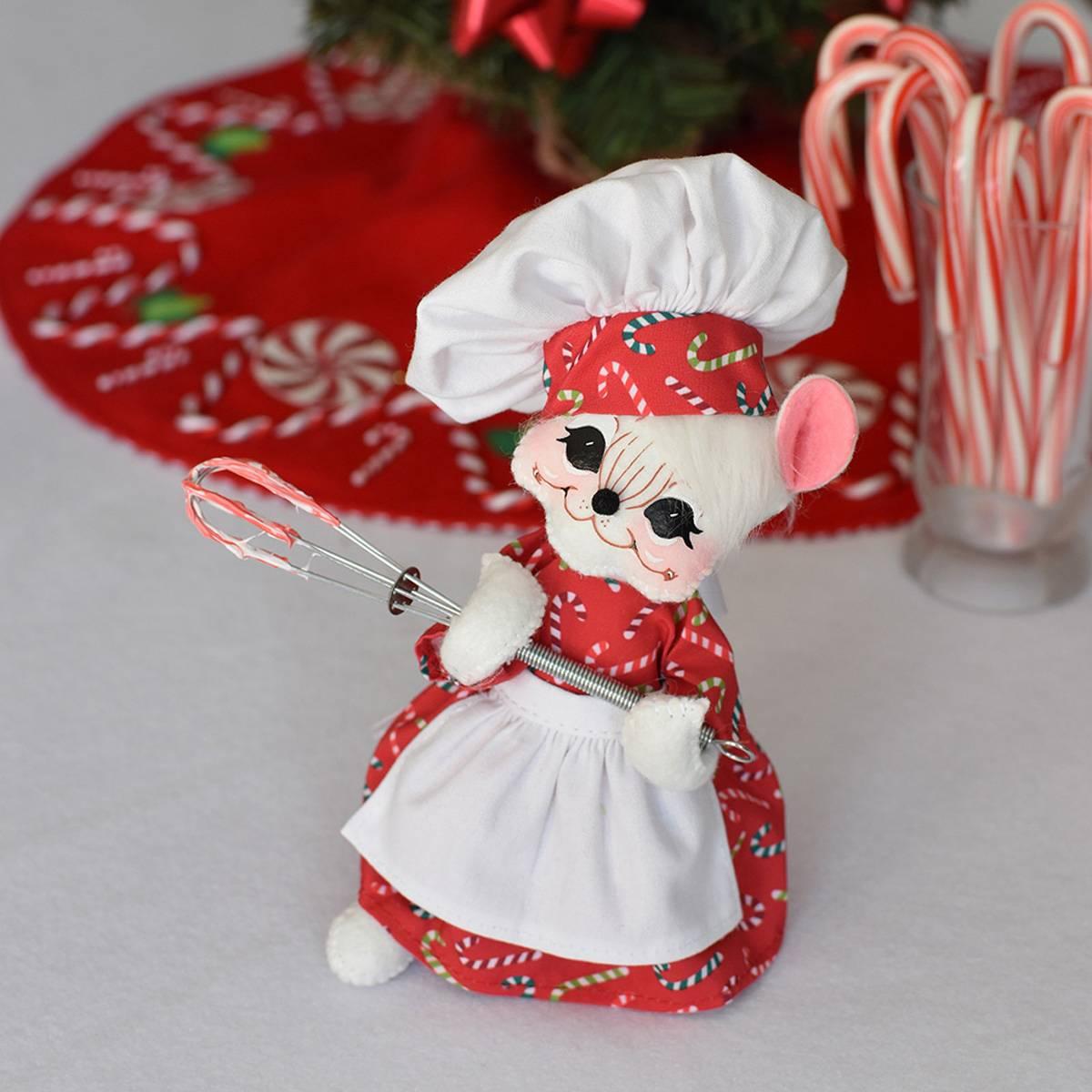 Click here for Annalee Holiday Sweets Whisk Mouse prices