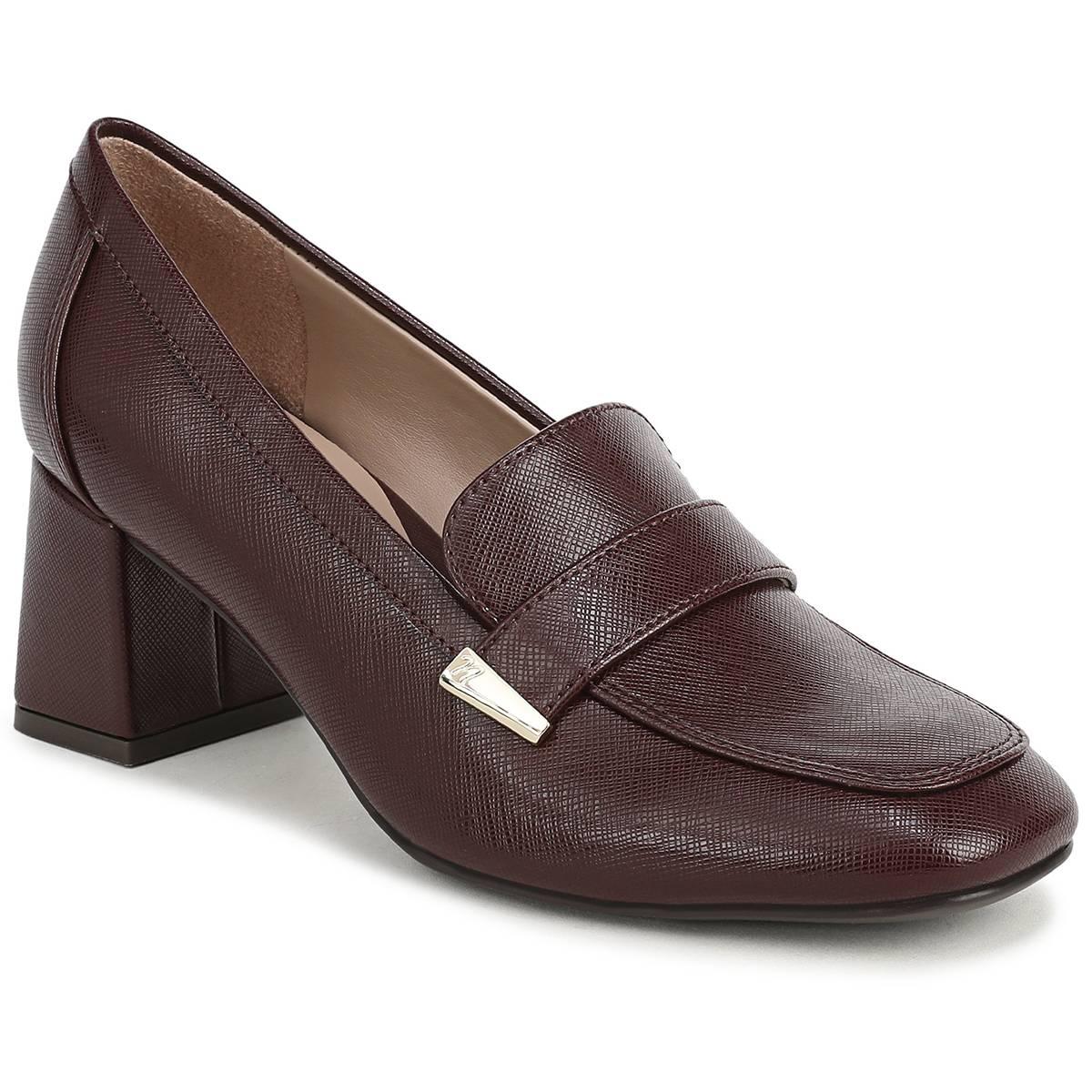 Click here for Womens Naturalizer Davi Block Heel Pumps prices