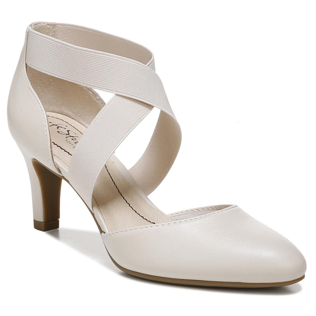 Click here for Womens LifeStride Gallery Classic Almond Toe Pumps prices