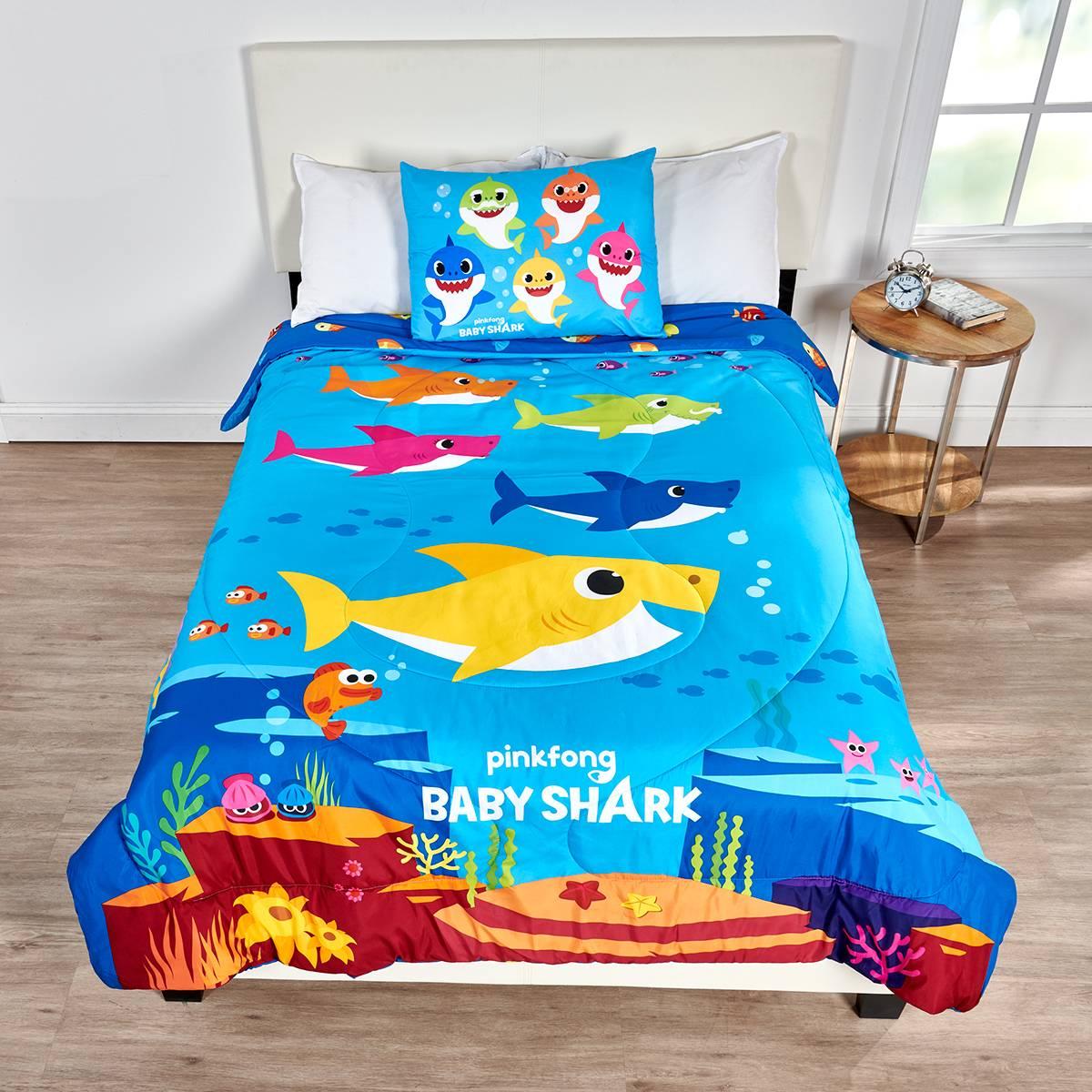 Click here for Nickelodeon(tm) Baby Shark & Shark Family Reversib... prices