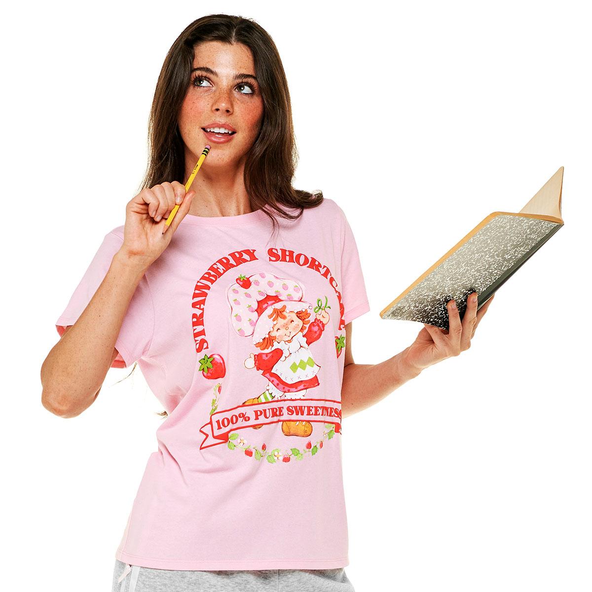 Click here for Juniors Freeze Strawberry Shortcake(tm) Puff Print... prices