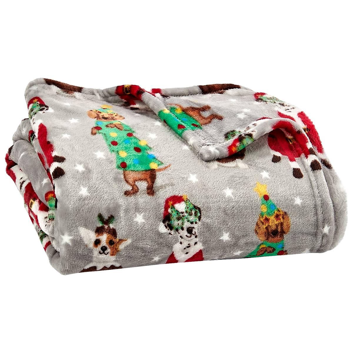 Click here for Ashley Cooper(tm) Wags & Wishes Plush Throw prices