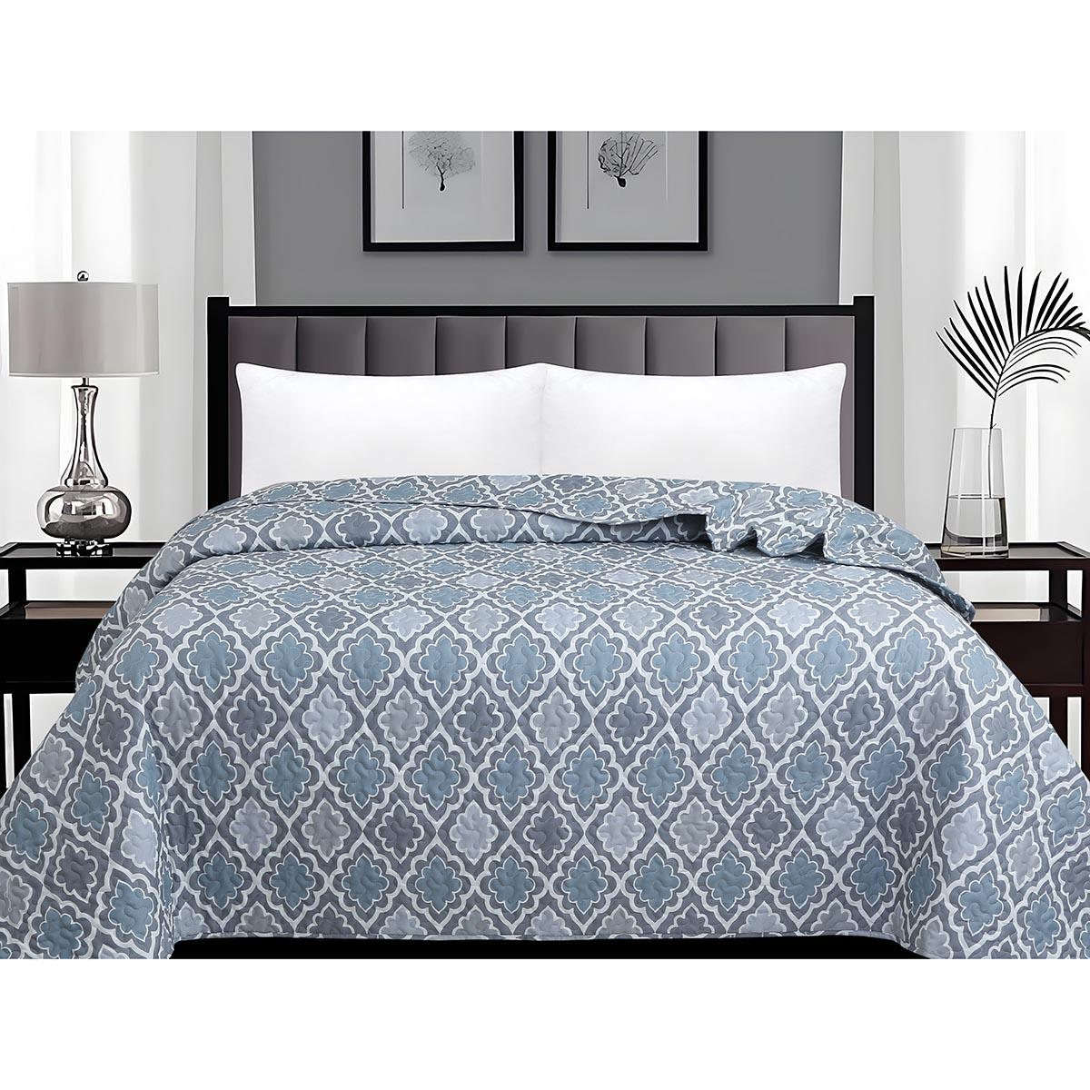 Click here for Ashley Cooper(tm) Jamie Geometric Quilt prices