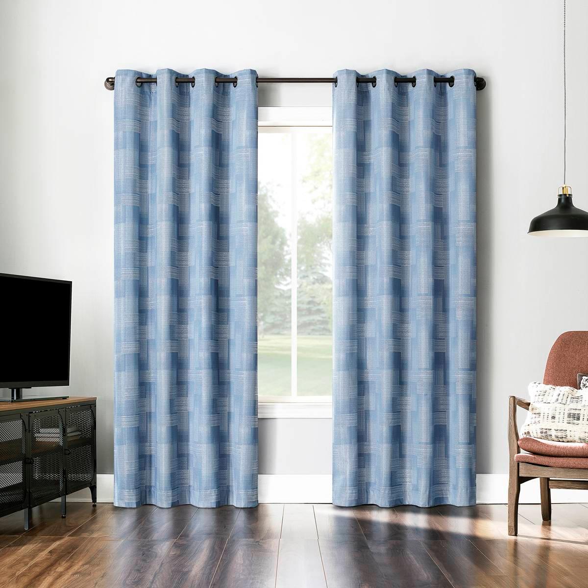 Click here for Sun Zero Blackout Thermal Lined Deaton Grommet Pan... prices