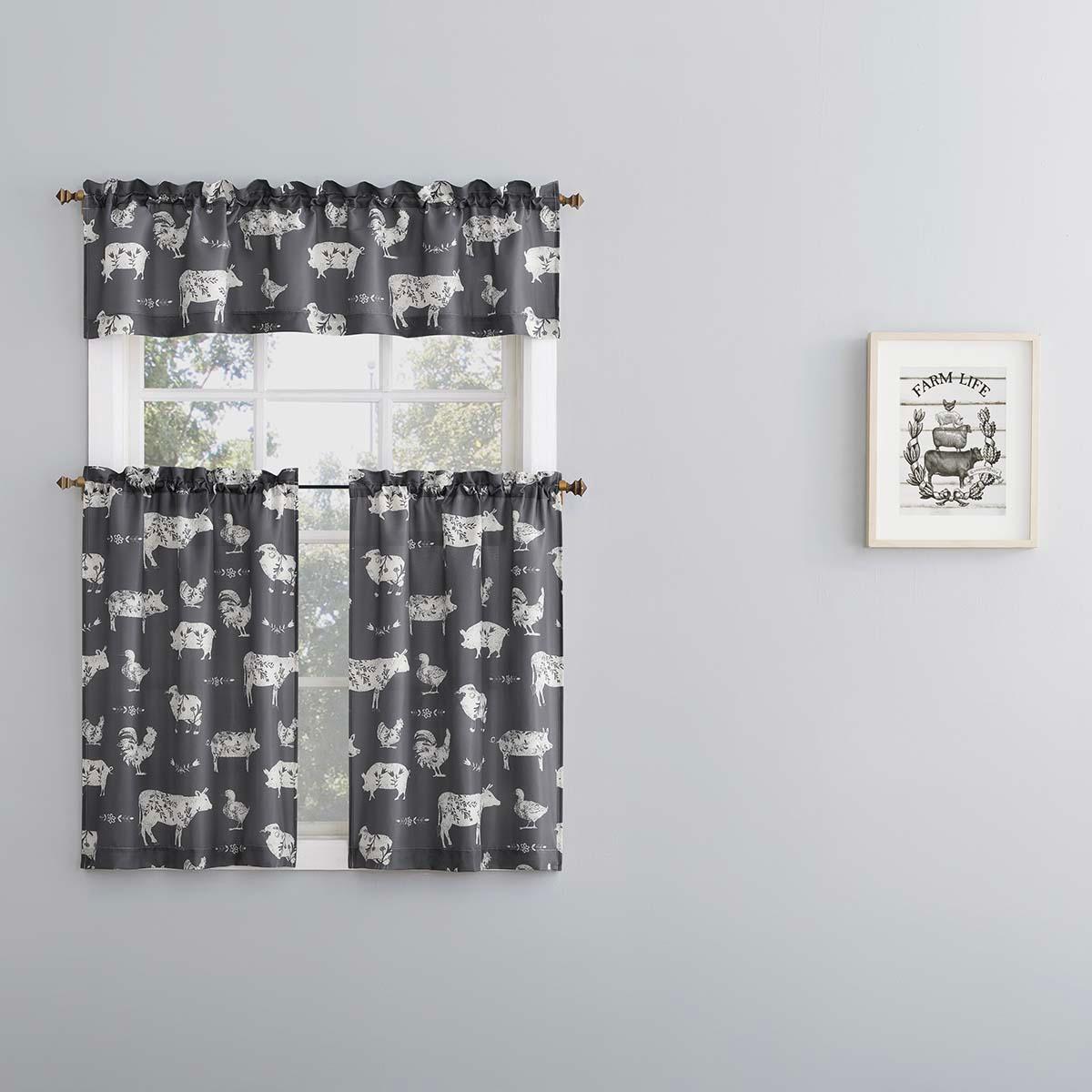 Click here for Animal 3pc. Tier Set prices