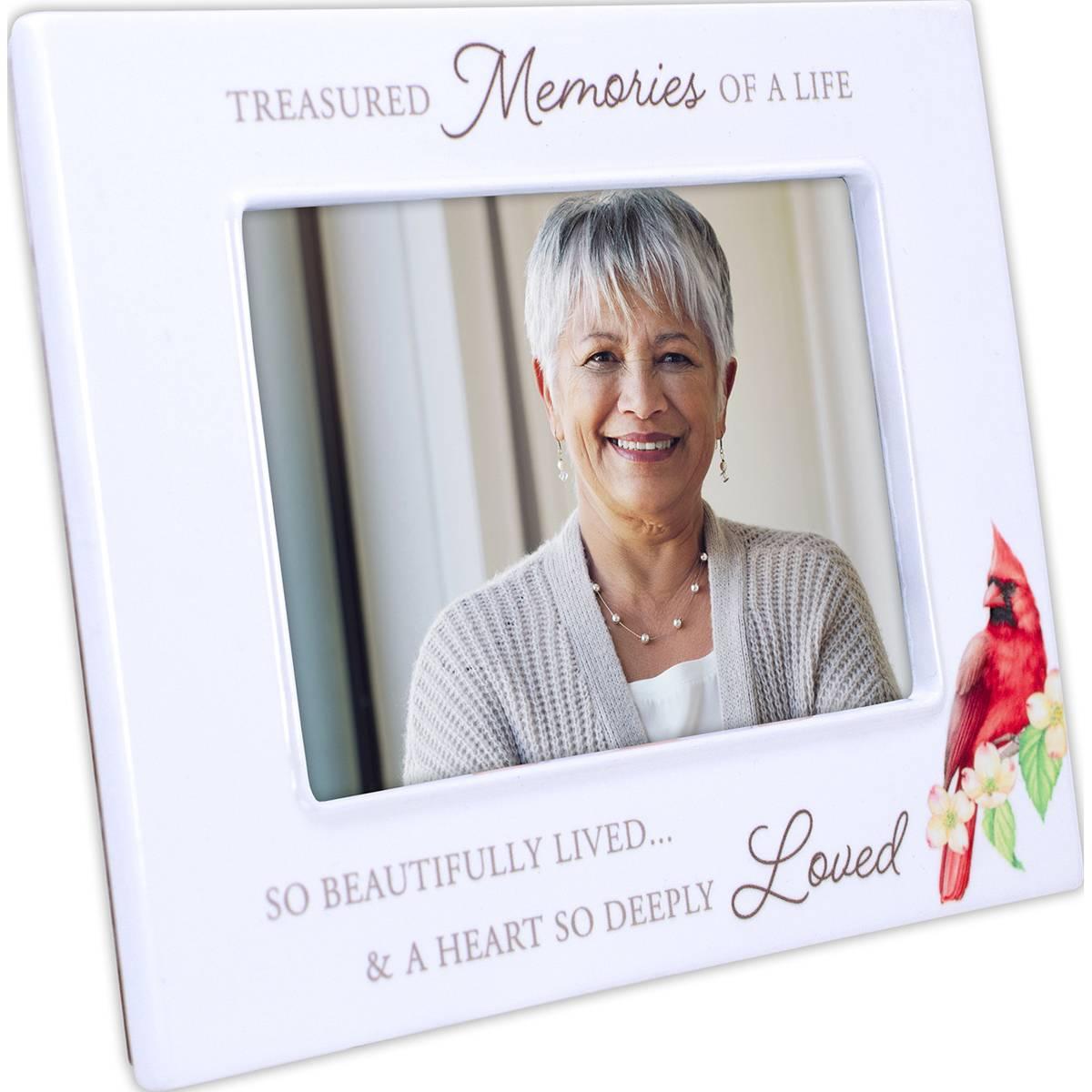 Click here for Malden Cardinal Remembrance Frame - 4x6 prices