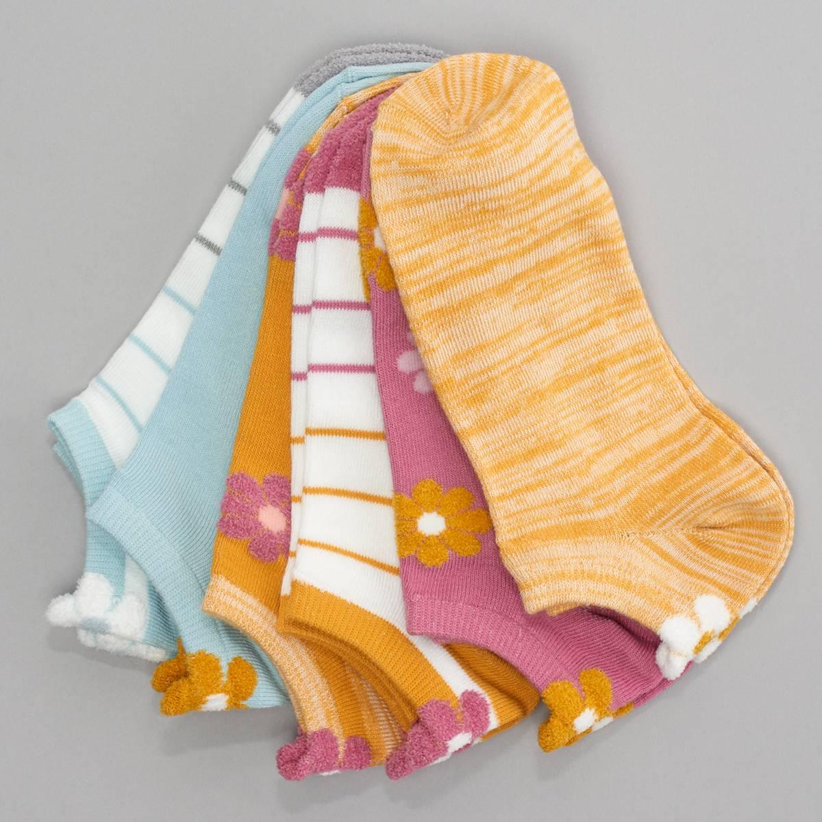 Click here for Womens MUK LUKS(R) 6pk. 3D Daisy Tab Low Cut Socks prices