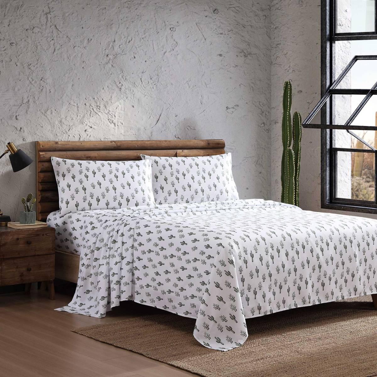 Click here for Wrangler Cacti Microfiber Sheet Set prices