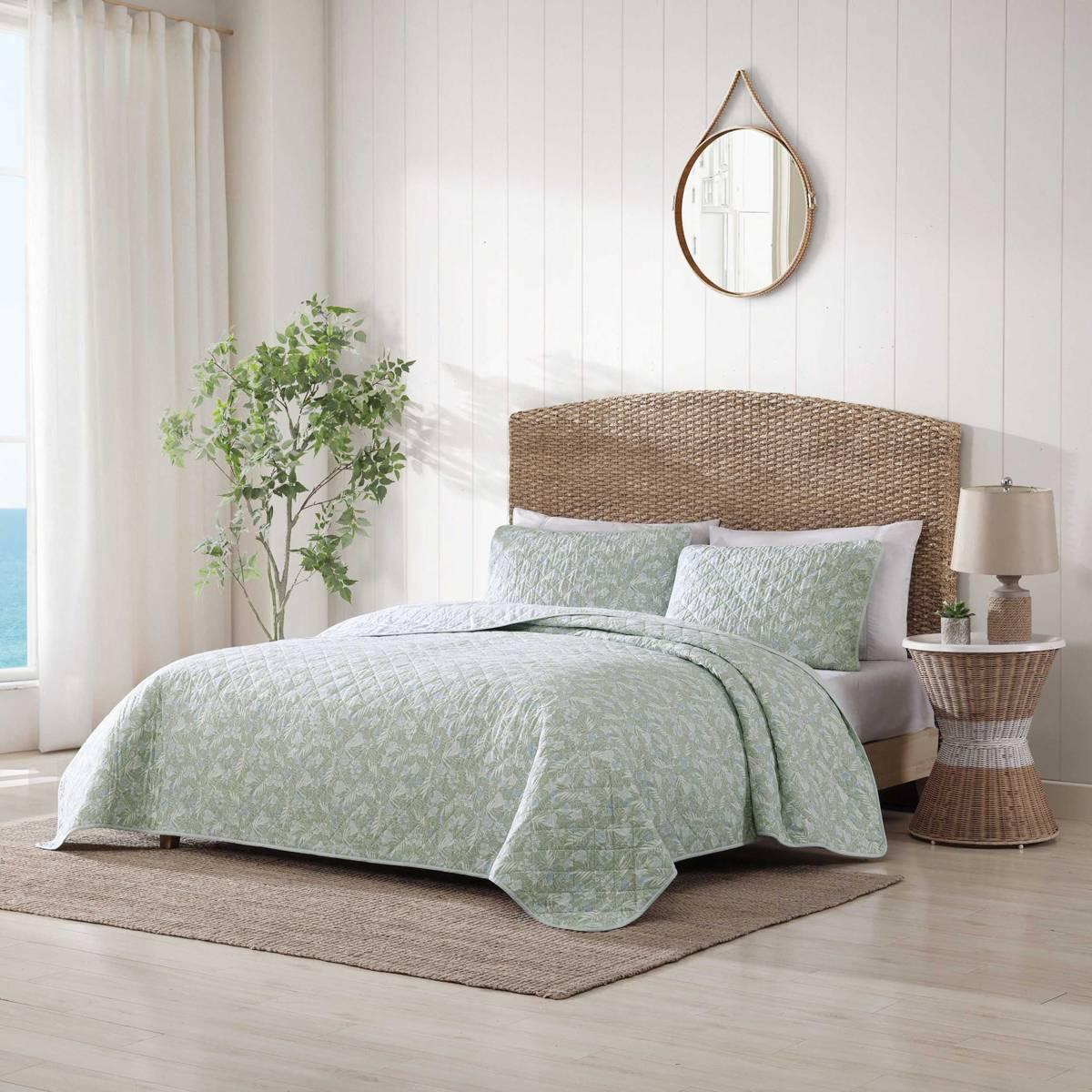 Click here for Tommy Bahama Pineapple Bloom Cotton Reversible Qui... prices