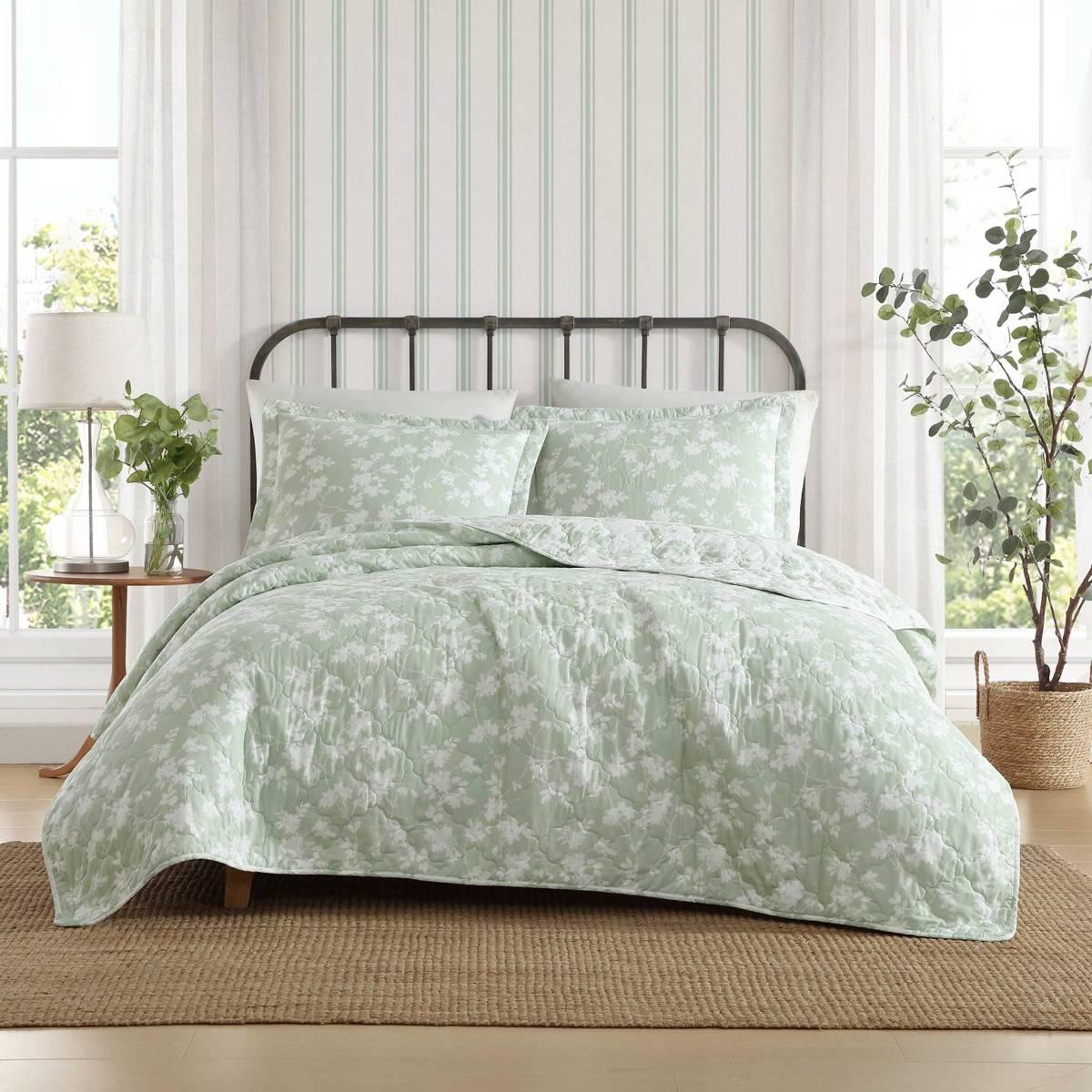 Laura Ashley(R) Adorabelle Silhouette Reversible Quilt Set