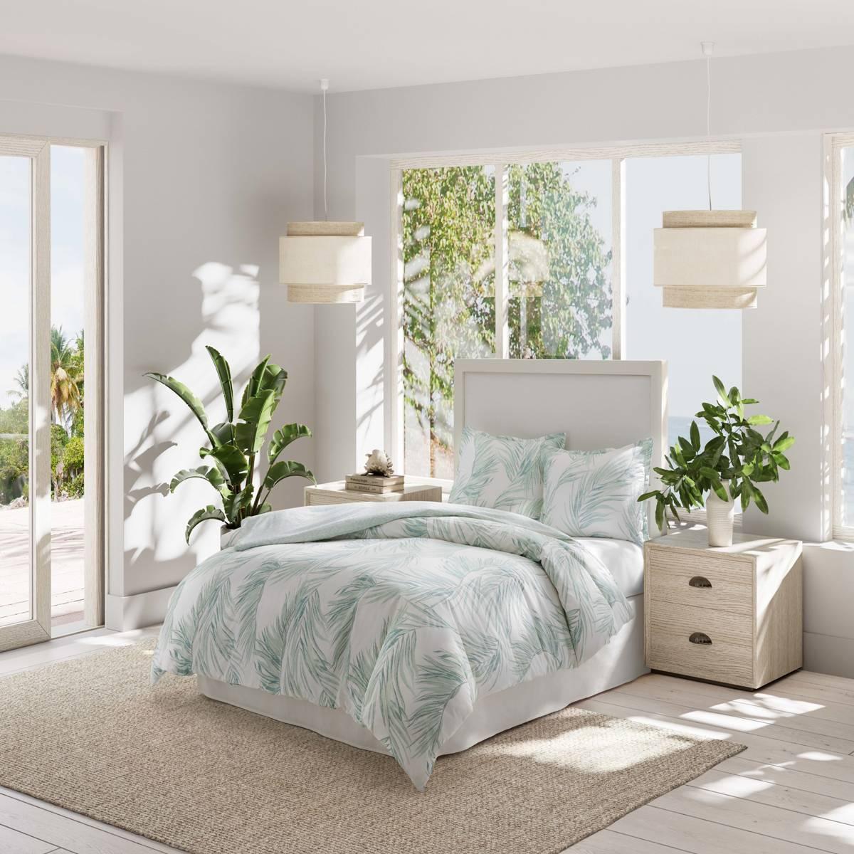 Tommy Bahama Home Canyon Palms Cotton Reversible 3 Piece Duvet Cover Set  King - Green