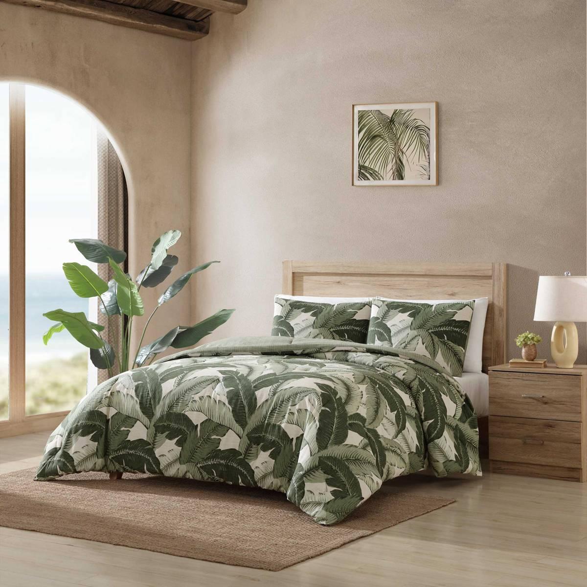 Tommy Bahama Home Vintage Palms Reversible 3-Pc. Duvet Cover Set  King - Jungle Green