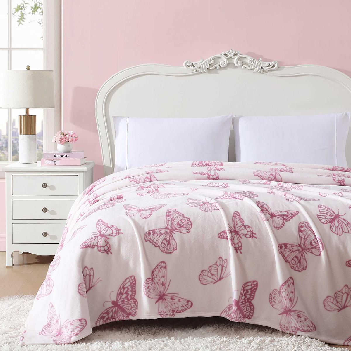 Betsey Johnson Malachite Butterfly Ultra Soft Plush Fleece Throw  70 X 50 - Light Pink/Sea Pink