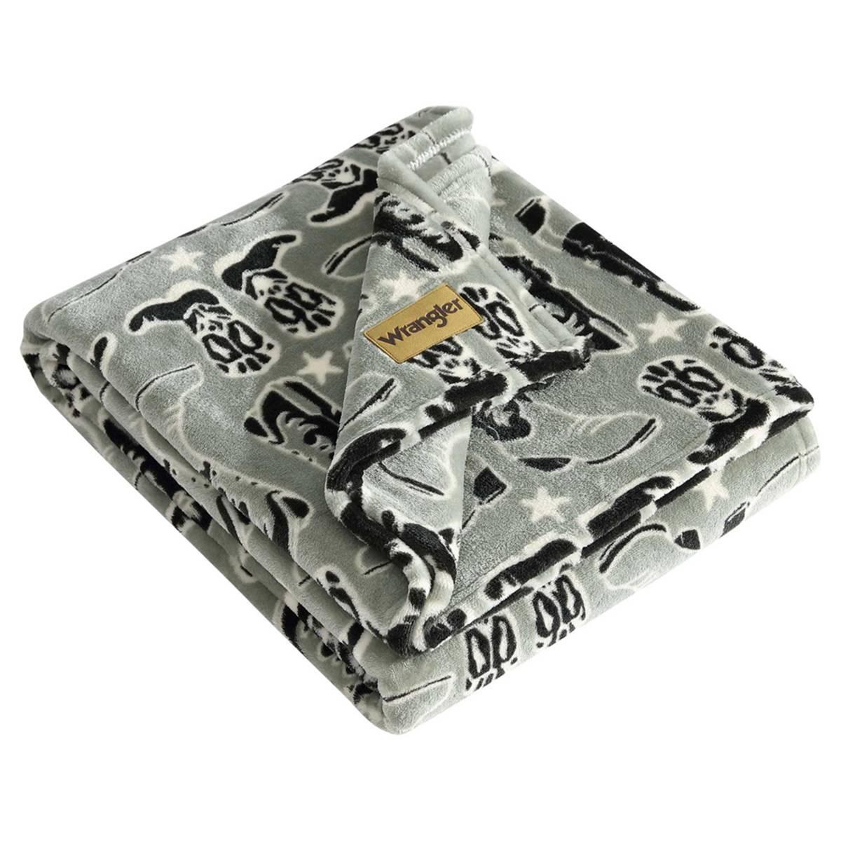 Click here for Wrangler Knockin Boots Soft Plush Reversible Throw prices
