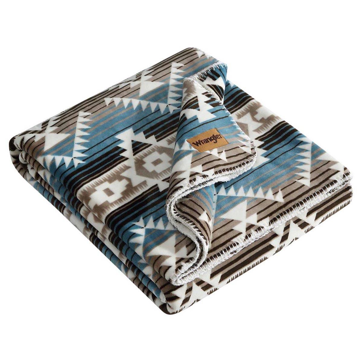 Click here for Wrangler Jericho Plush Reversible Throw prices