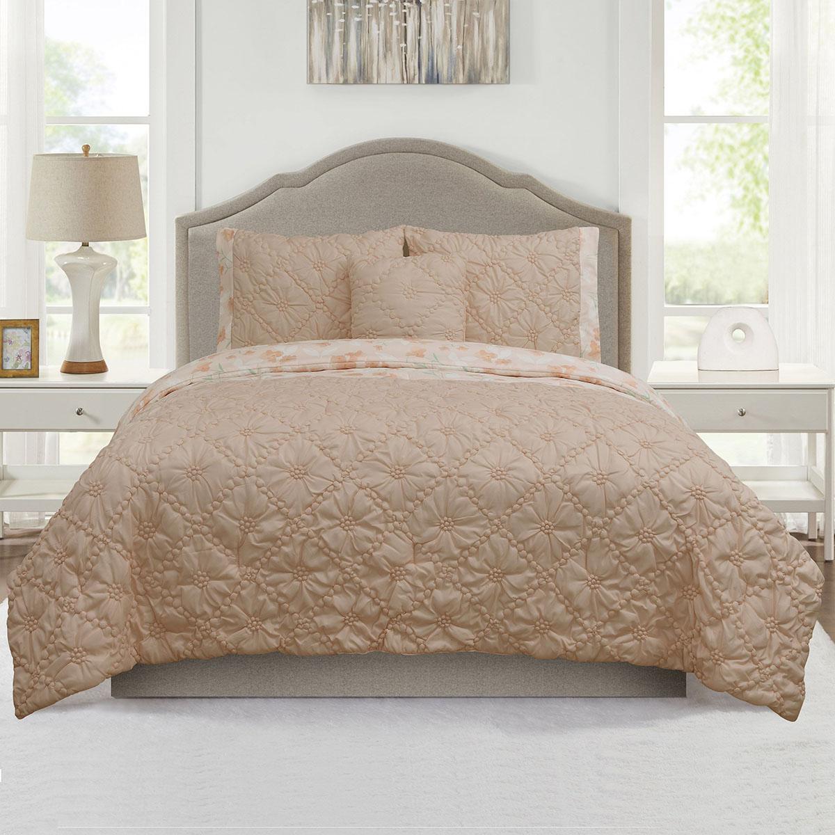 Click here for Olivia Parker(R) Alyssa 4pc. Comforter Set prices
