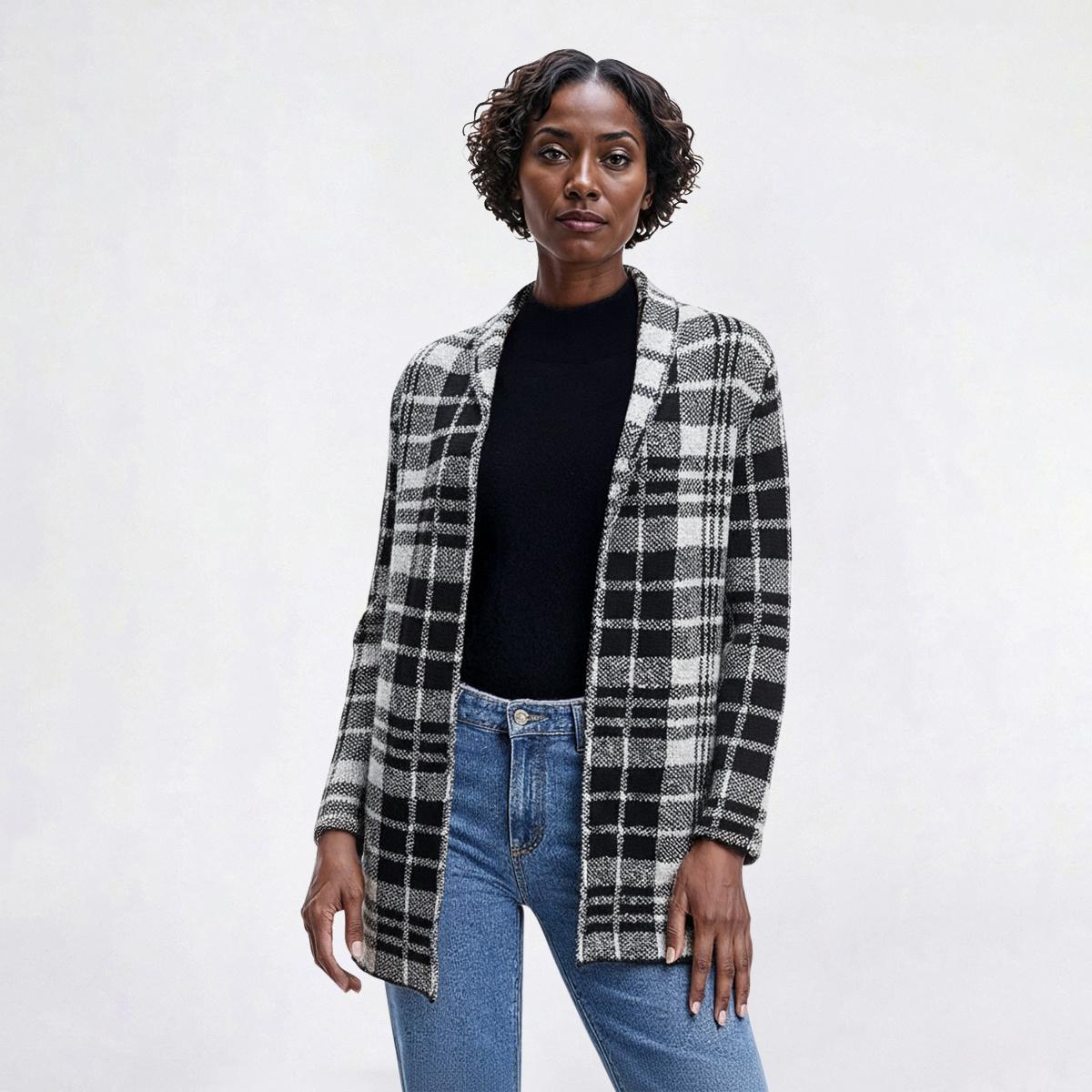 Click here for Womens Tint & Shadow Long Sleeve Plaid Cardigan prices