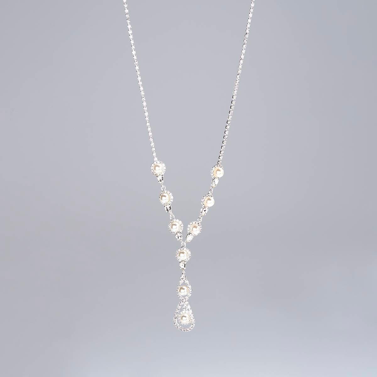 Click here for Rosa Rhinestones Pearl Halo Y-Necklace prices