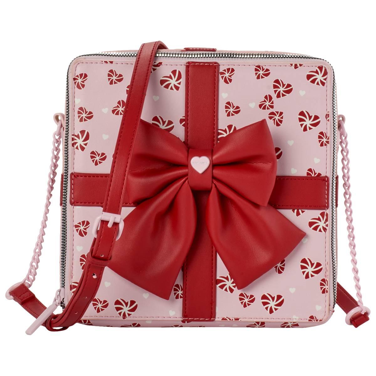 Click here for Betsey Johnson Present Box w/ Bow Crossbody prices