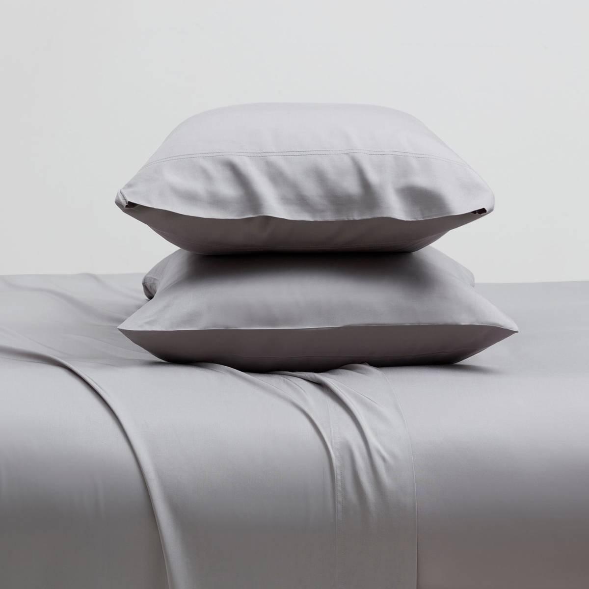 Click here for Kathy Ireland 300 Thread Count Bamboo 2pc. Pillowc... prices