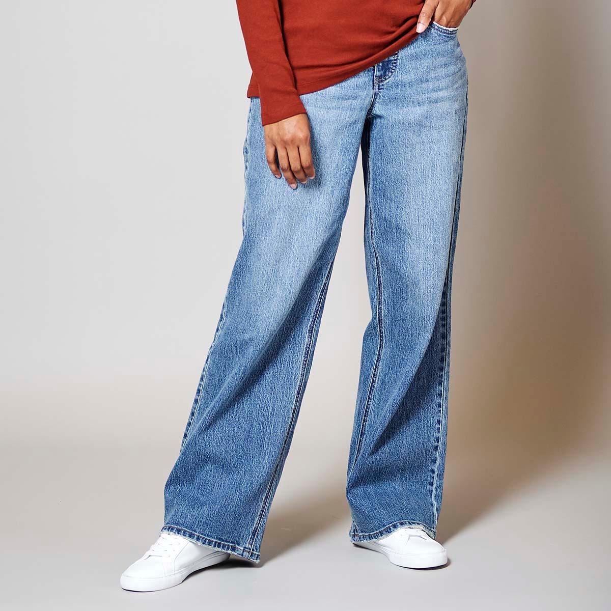 Click here for Womens Royalty Bella High Rise Wide Leg Jeans prices