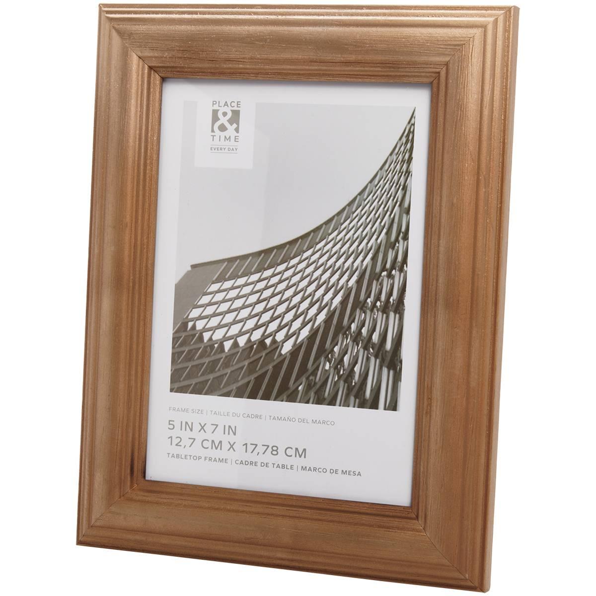 Click here for New View Antique Gold Frame - 5x7 prices