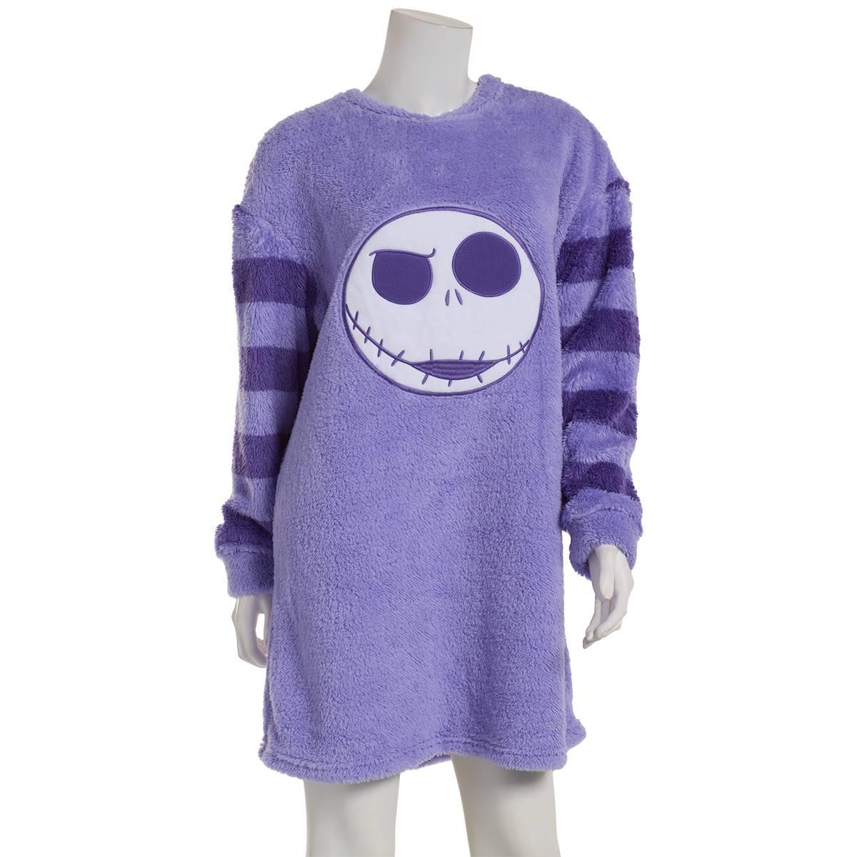 Click here for Womens The Nightmare Before Christmas Robes w/sock... prices