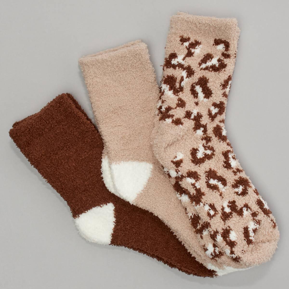 Click here for Womens Cuddl Duds(R) 3pk Leopard Crew Socks prices