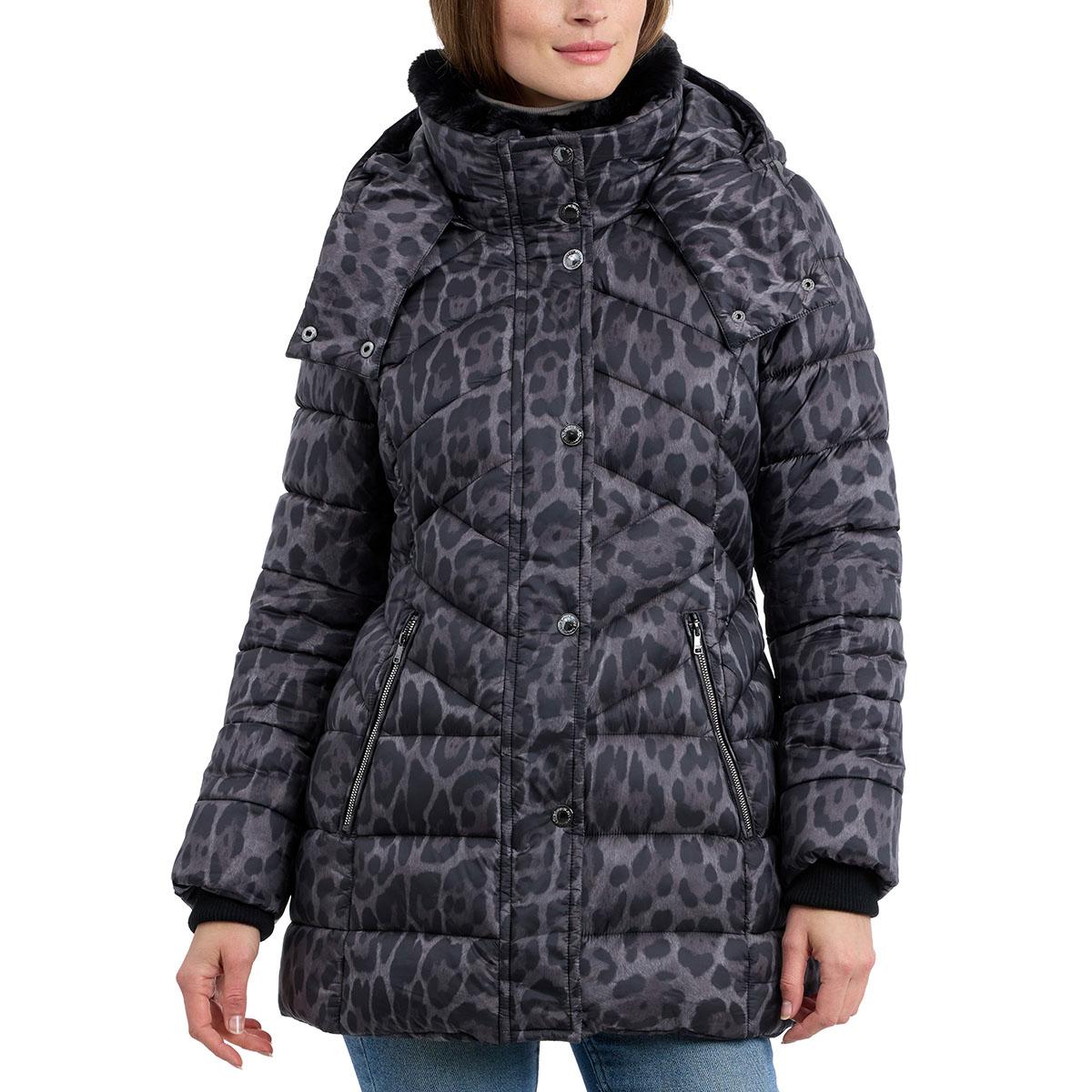 Click here for Womens London Fog Short Puffer Coat with Faux Fur... prices