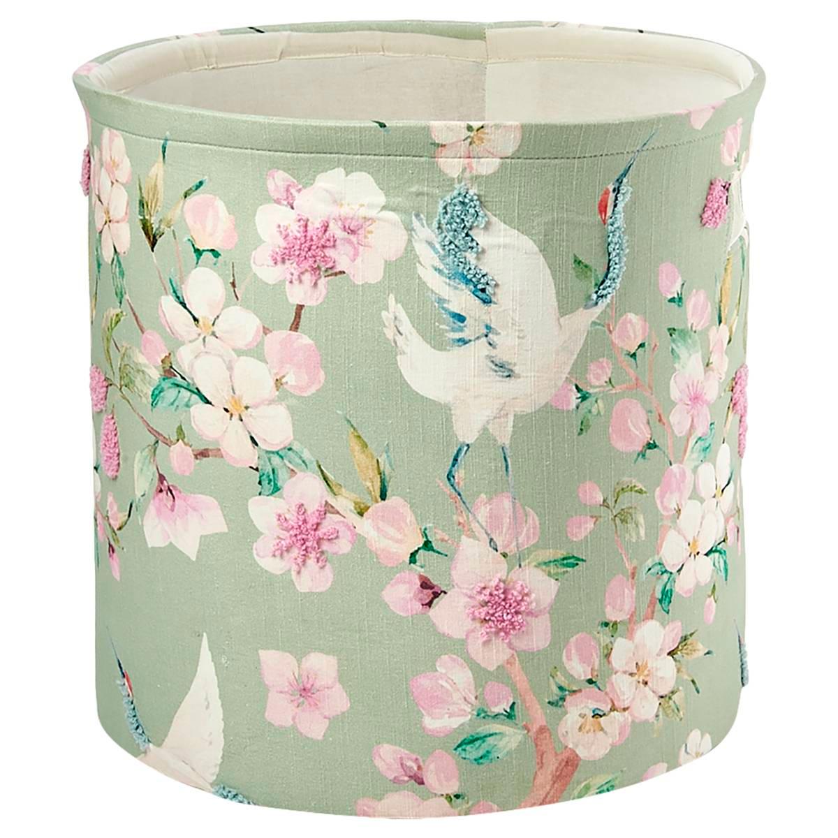 Click here for Heritage Medium Crane Round Basket prices