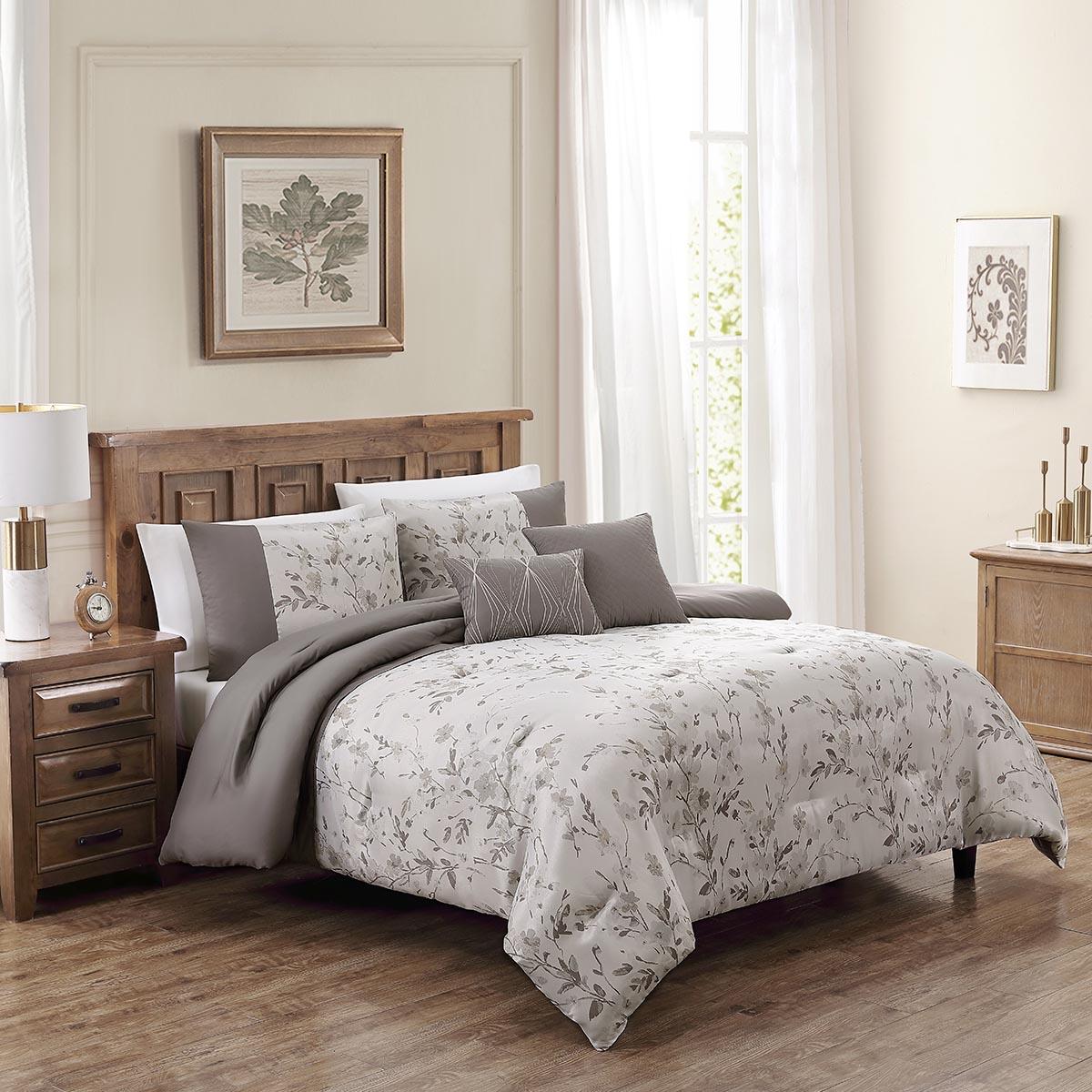 Click here for Imperial Living(tm) Cabery Jacquard 5pc. Comforter... prices