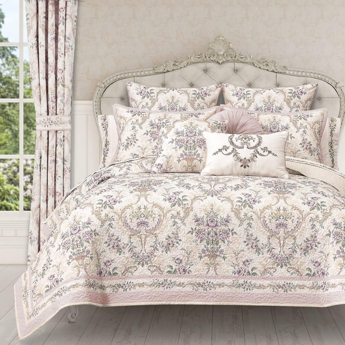 Click here for Royal Court Avant Garden 3pc. Reversible Quilt Set prices