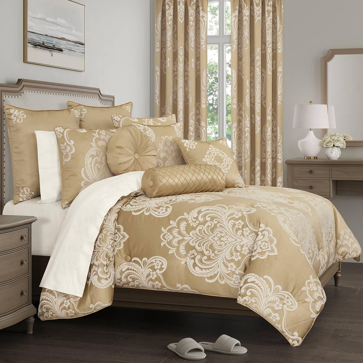Click here for Royal Court Potenza 3pc. Reversible Comforter Set prices