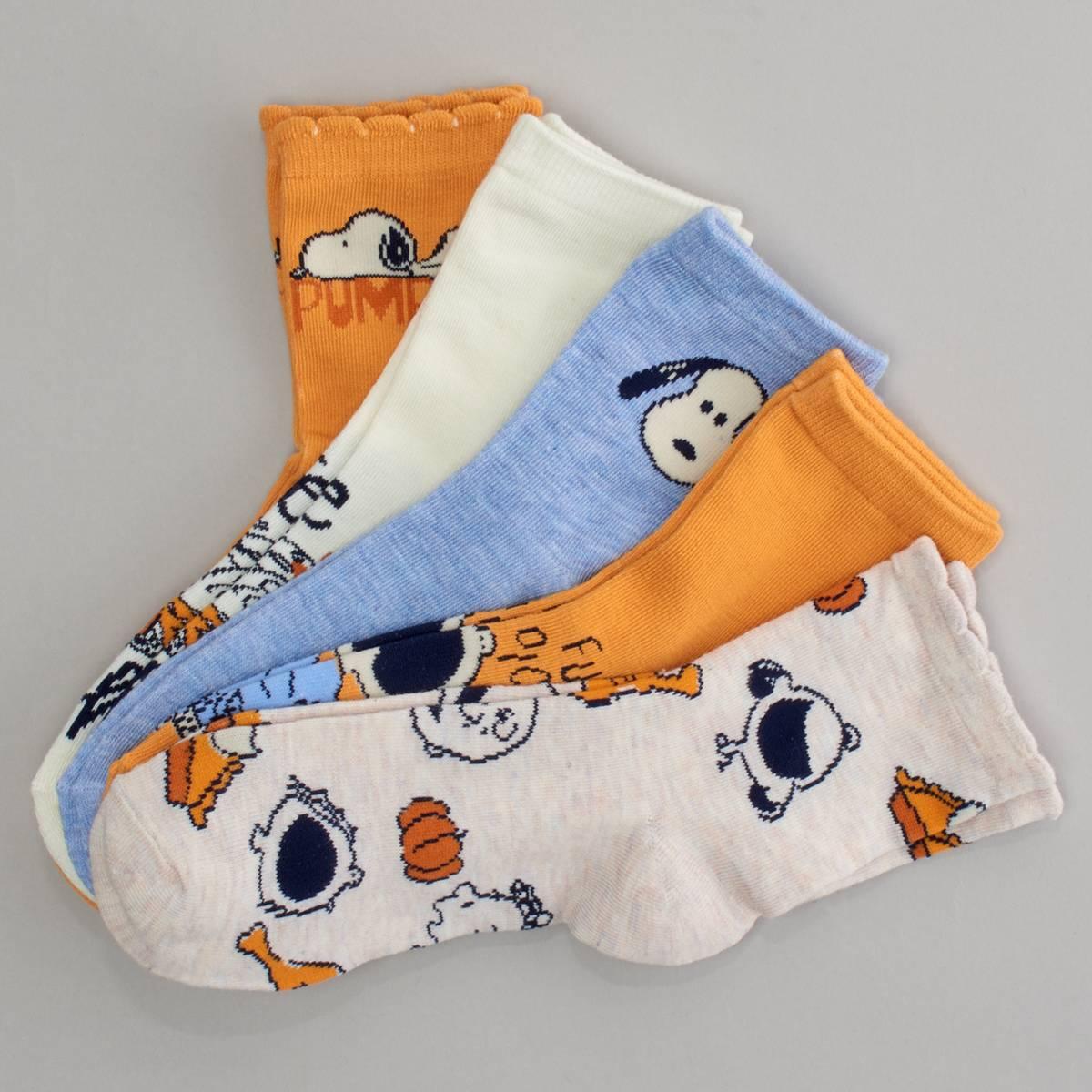 Click here for Girls Peanuts(R) 5pk. Harvest Capri Ankle Socks prices