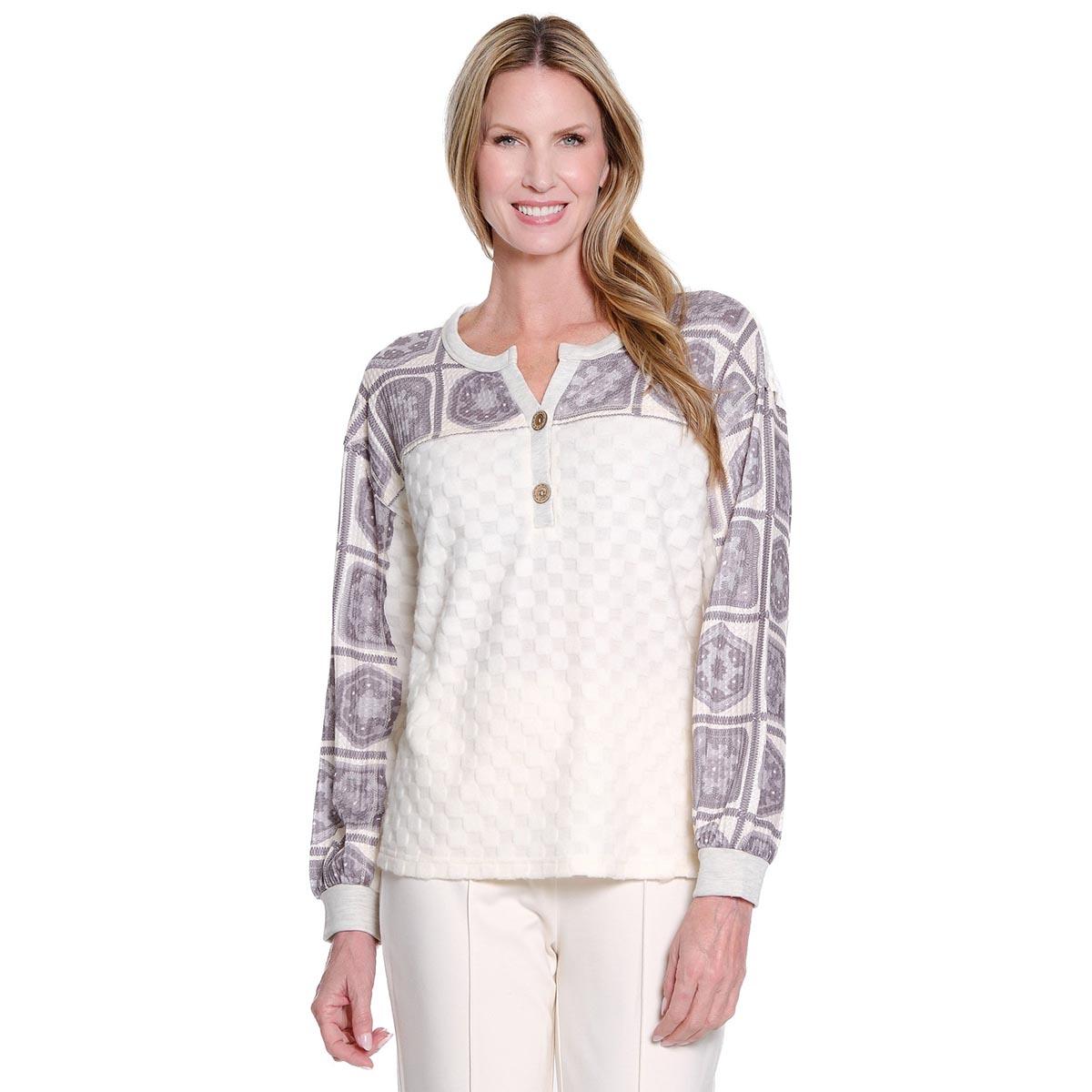 Click here for Womens Multiples Long Geometric Sleeve Split Neck... prices