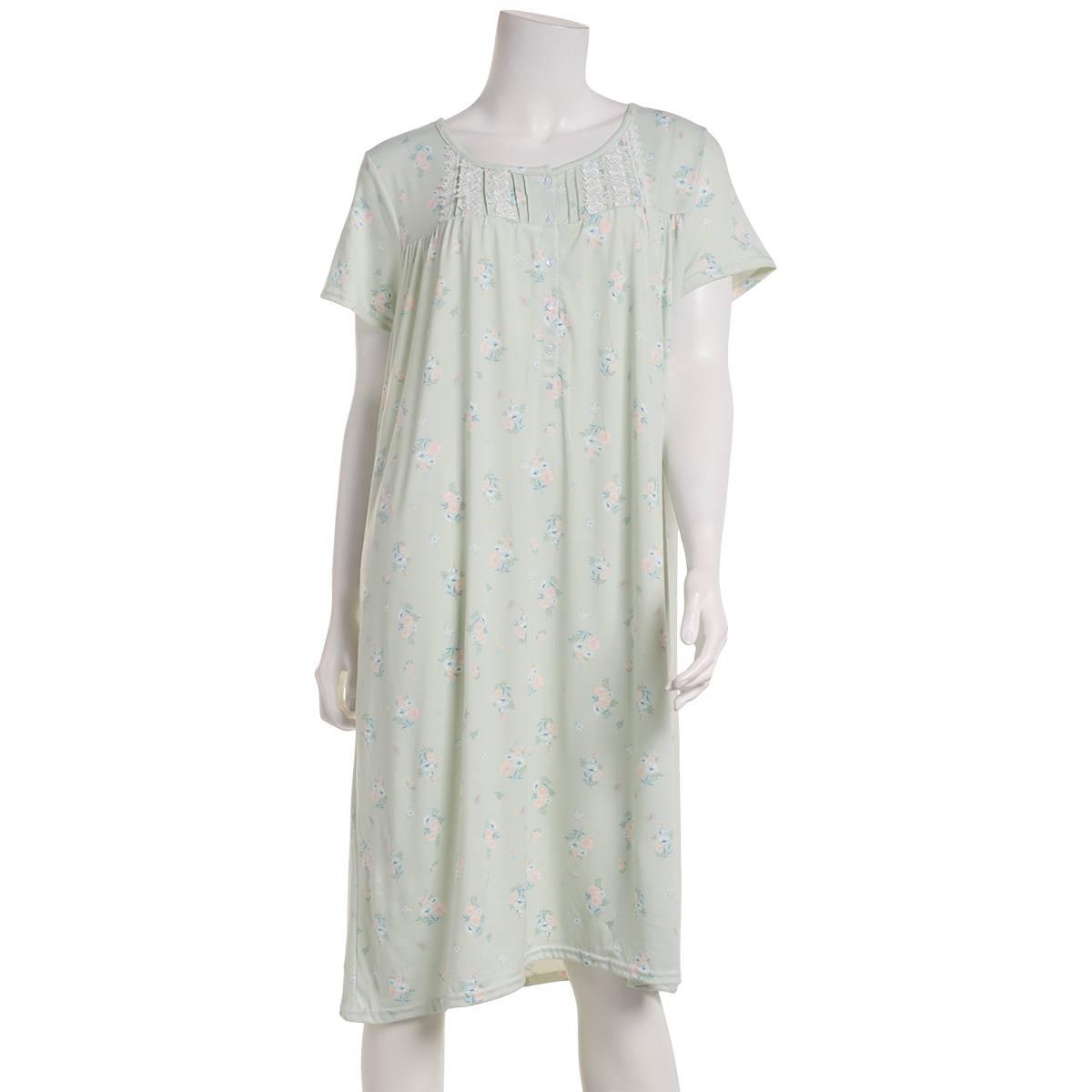 Click here for Womens Laura Ashley(R) Short Sleeve Garden Bouquet... prices