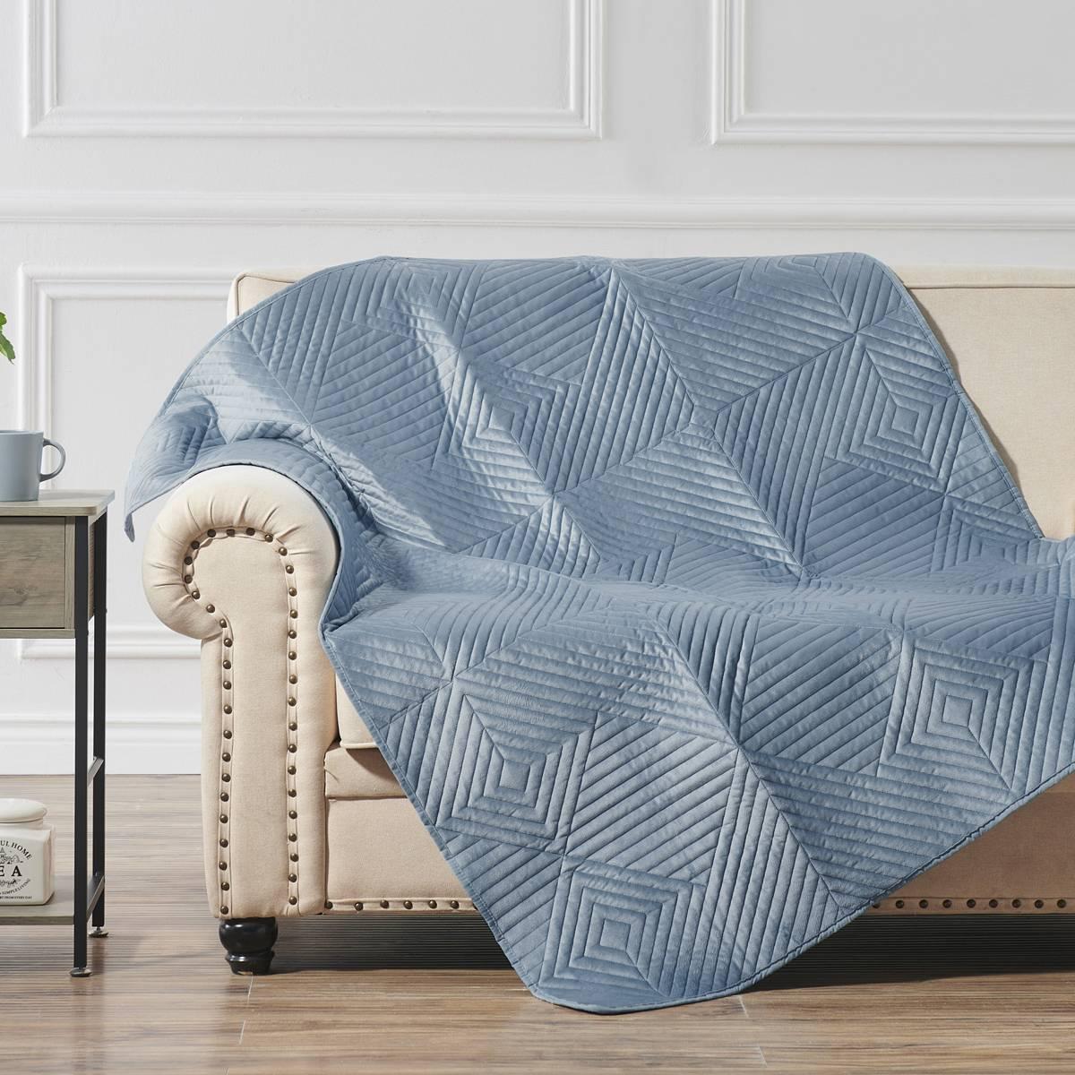 Click here for Greenland Home Fashions(tm) Riviera Velvet Quilted... prices