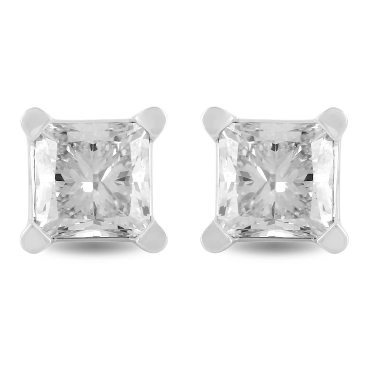 Click here for Nova Star(R) 10kt. 3/4ctw. Lab Grown Diamond Stud... prices