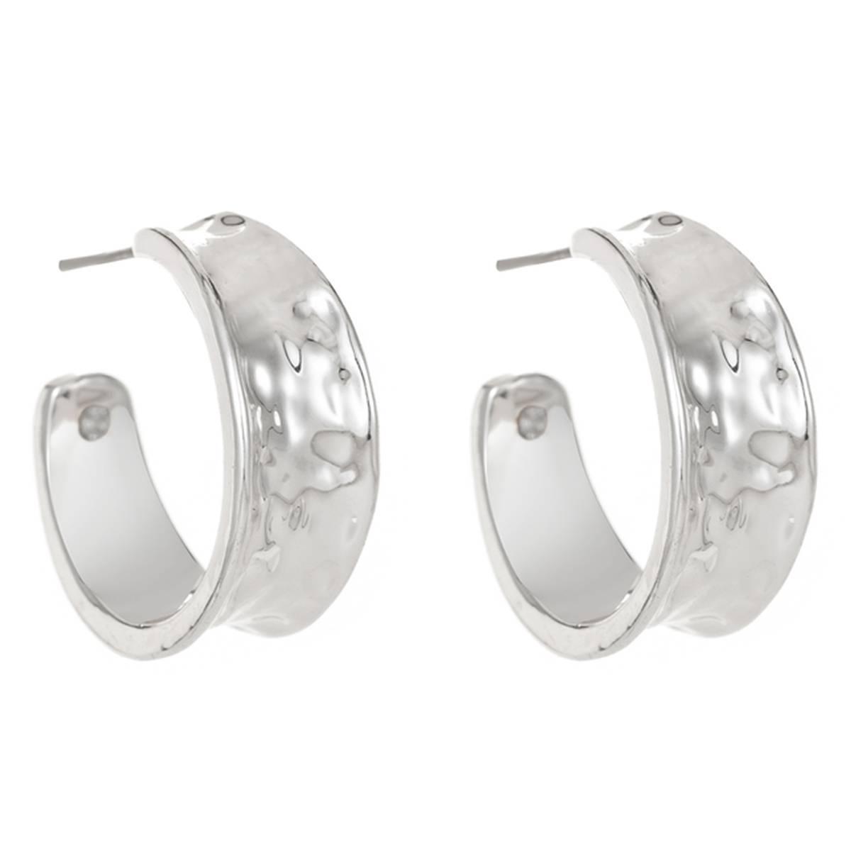 Click here for Gloria Vanderbilt Silver-Tone 20mm Thick C-Hoop Ea... prices