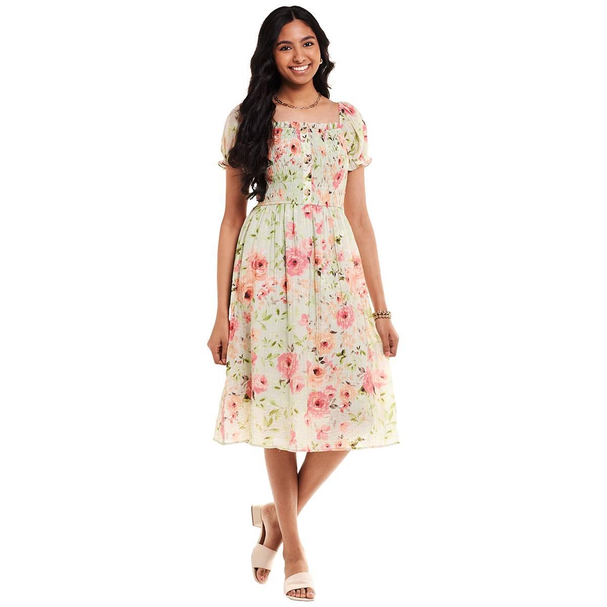Click here for Plus Size Cure Puff Sleeve Smock Bodice Floral Mid... prices
