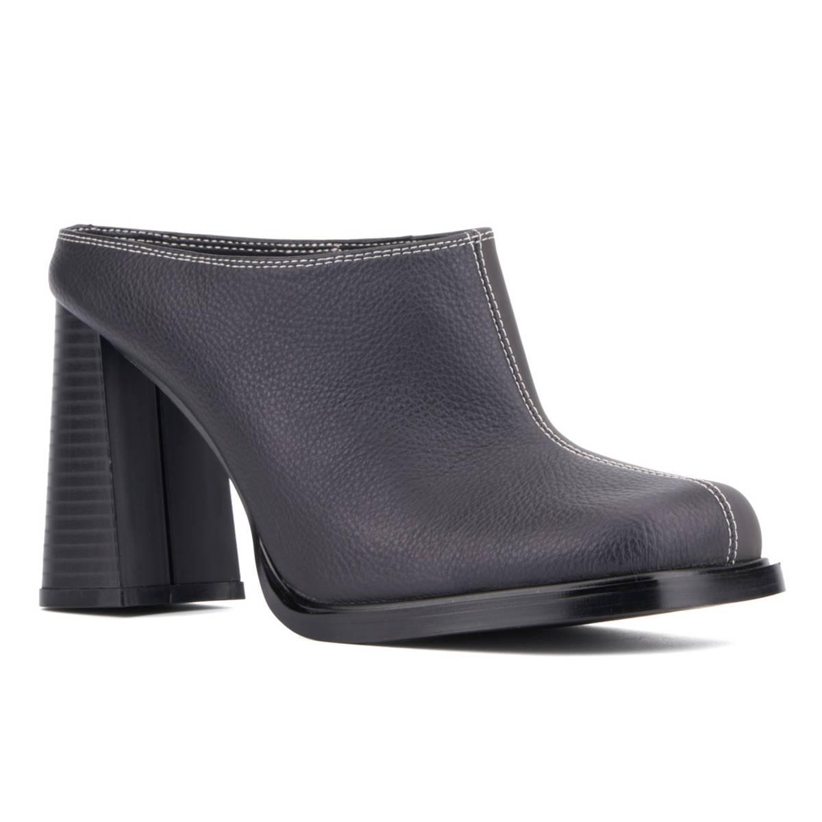 Click here for Womens Olivia Miller Moon Mule Heels prices