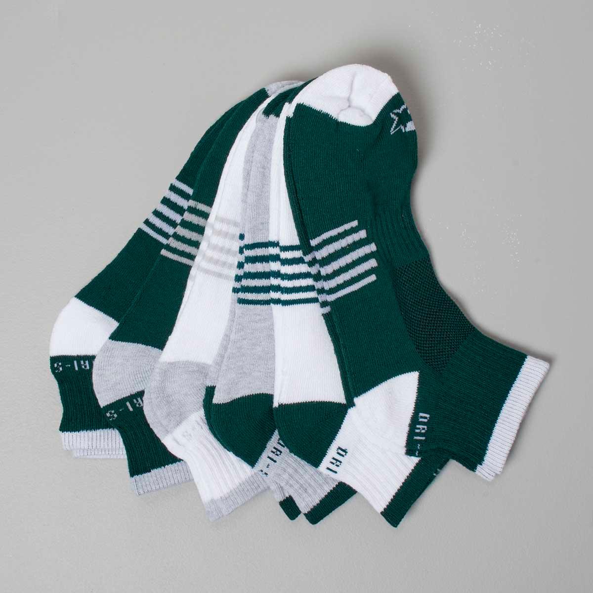 Click here for Mens Starter(R) 6pk. Athletic Stadium Quarter Sock... prices