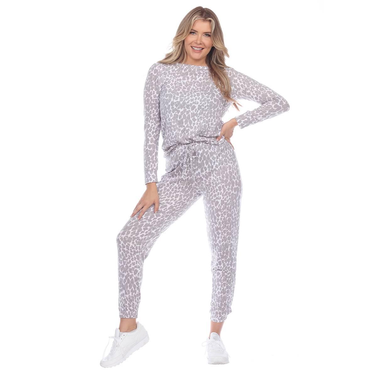 Womens White Mark 2 pc. Leopard Lounge Set