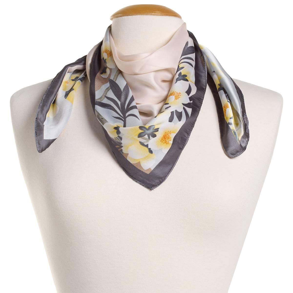 Click here for Womens Renshun Beautiful Floral Silky Square Scarf prices