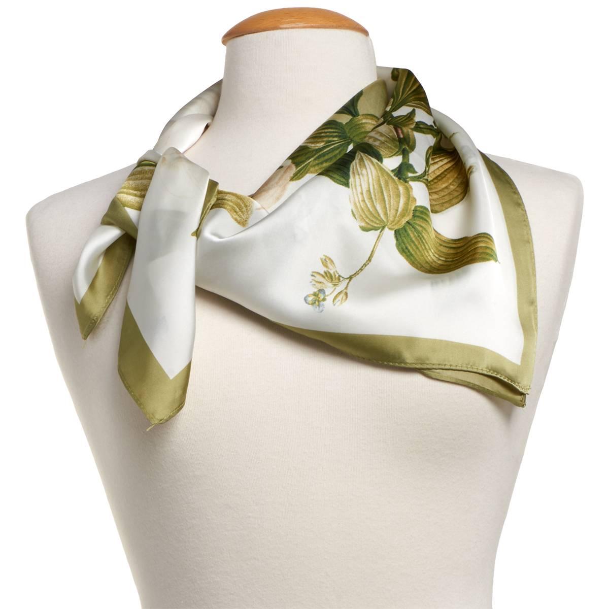 Click here for Womens Renshun Green Floral Square Scarf prices