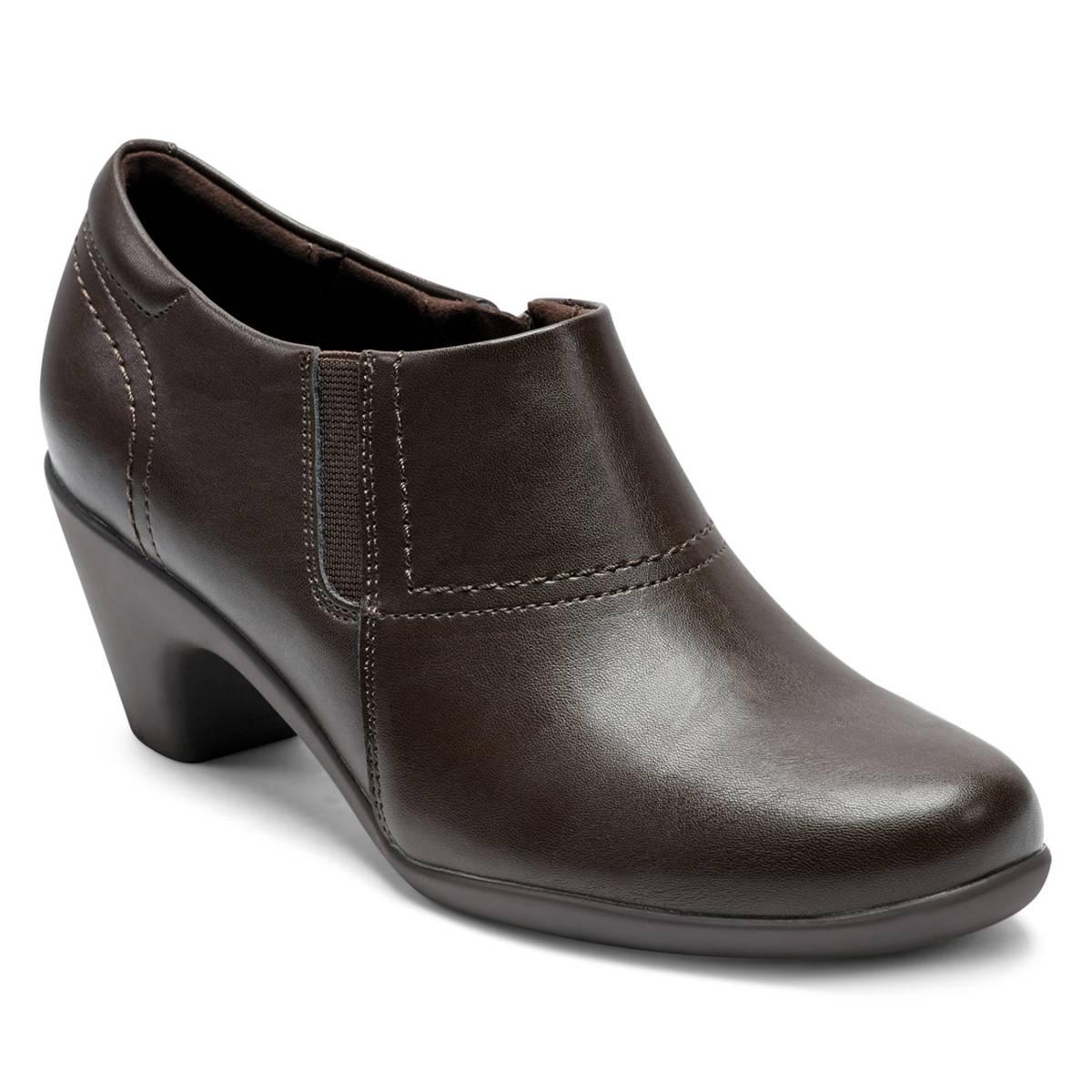 Click here for Womens Easy Spirit Caine Clogs prices